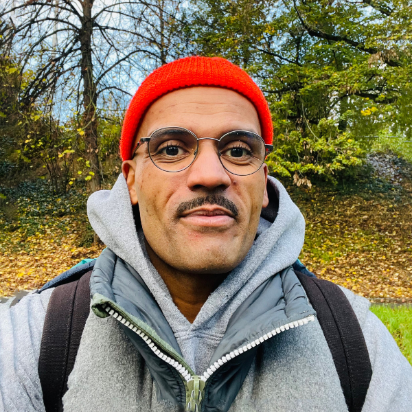 TREEO: ABOUT US - meet the Team and learn about our passion